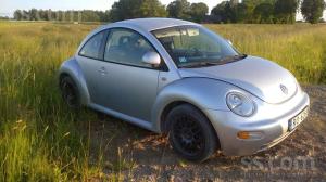 Volkswagen Beetle 1999 in Valmiera, with an engine capacity of 2.00 L and mileage of 135 thousand km for 990 €, photo 4 on AUTOMOTO.COM.LV