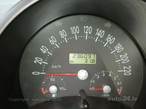 Volkswagen Beetle 1999 Tallina, ar dzinēja tilpumu 2.00 L un nobraukumu 0 tūkst. km par 1599 €, foto 6 vietnē AUTOMOTO.COM.LV