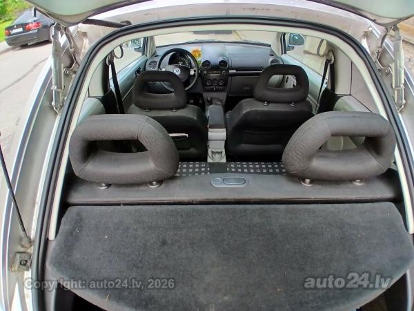 Volkswagen Beetle 1999 Tallina, ar dzinēja tilpumu 2.00 L un nobraukumu 0 tūkst. km par 1599 €, foto 7 vietnē AUTOMOTO.COM.LV