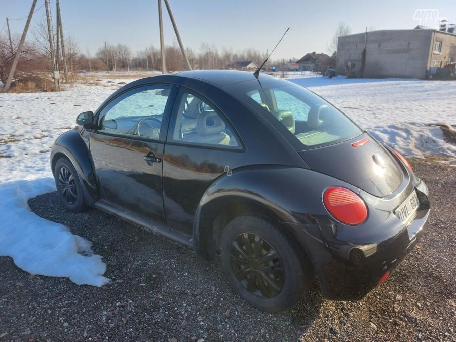 Volkswagen Beetle 2000 Kretinga, ar dzinēja tilpumu 2.00 L un nobraukumu 230 tūkst. km par 400 €, foto 2 vietnē AUTOMOTO.COM.LV