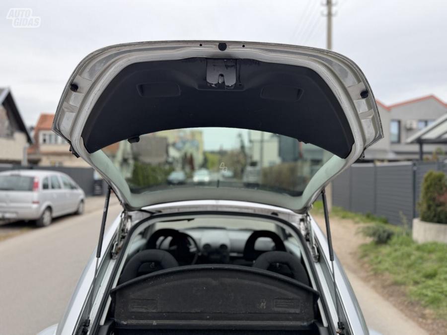 Volkswagen Beetle 2000 Kauņa, ar dzinēja tilpumu 1.90 L un nobraukumu 281 tūkst. km par 1020 €, foto 12 vietnē AUTOMOTO.COM.LV