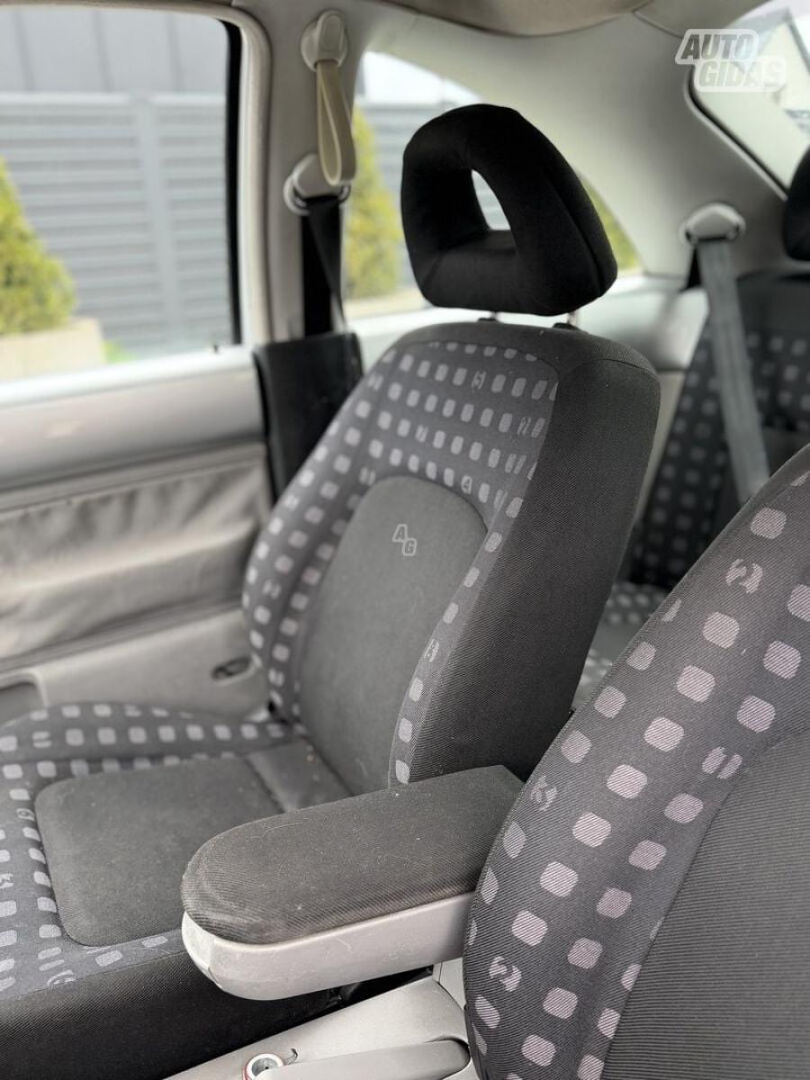 Volkswagen Beetle 2000 Kauņa, ar dzinēja tilpumu 1.90 L un nobraukumu 281 tūkst. km par 1020 €, foto 17 vietnē AUTOMOTO.COM.LV