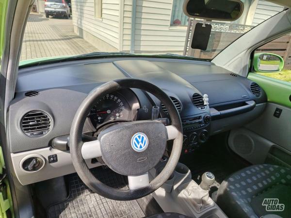 Volkswagen Beetle 2002 in Mazeikiai, with an engine capacity of 1.40 L and mileage of 246 thousand km for 999 €, photo 9 on AUTOMOTO.COM.LV