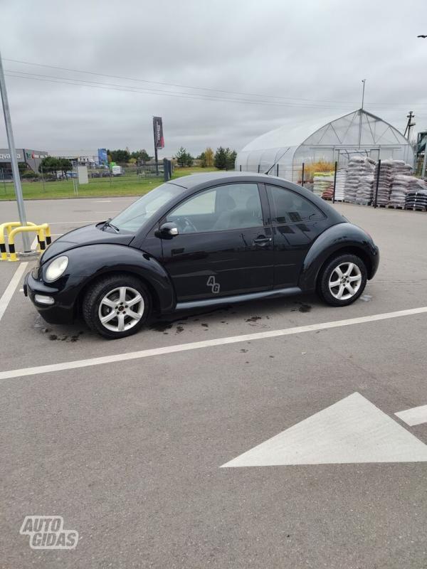 Volkswagen Beetle 2004 in Moletai on AUTOMOTO.COM.LV Volkswagen Beetle 2004 in Moletai, with an engine capacity of 1.60 L and mileage of 218 thousand km for 1149 €, photo 4 on AUTOMOTO.COM.LV
