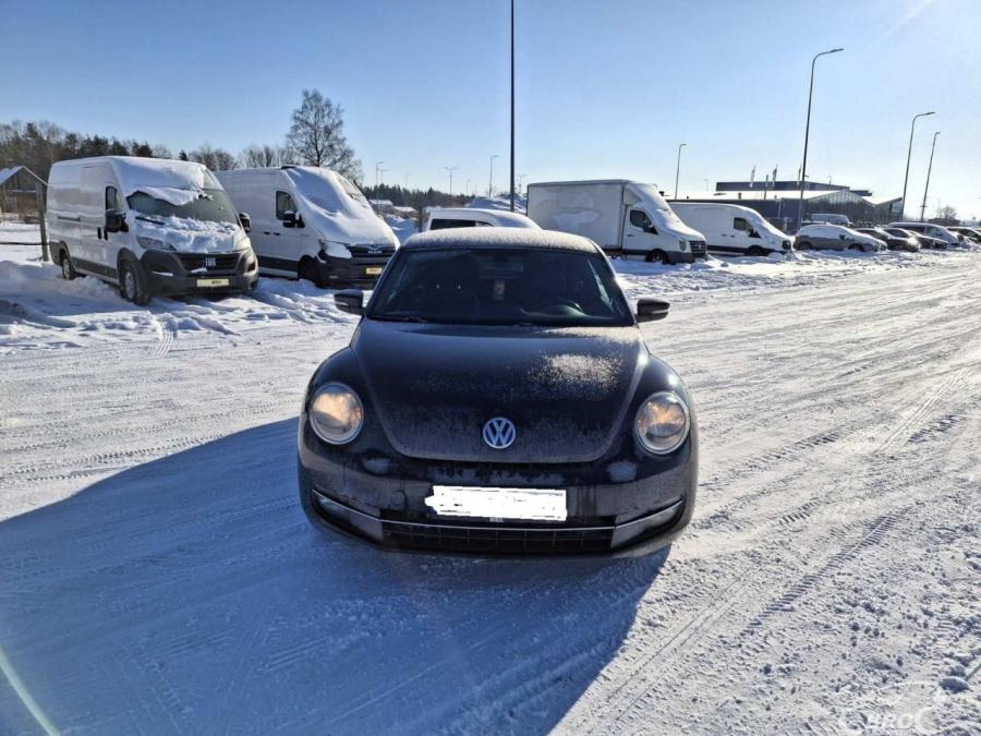 Volkswagen Beetle 2013 Viļņa, ar dzinēja tilpumu 1.98 L un nobraukumu 132 tūkst. km par 6000 €, foto 1 vietnē AUTOMOTO.COM.LV