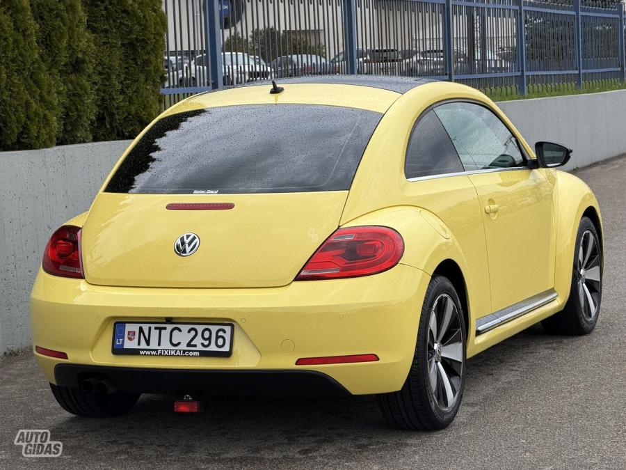 Volkswagen Beetle 2014 Viļņa, ar dzinēja tilpumu 2.00 L un nobraukumu 161 tūkst. km par 11000 €, foto 6 vietnē AUTOMOTO.COM.LV
