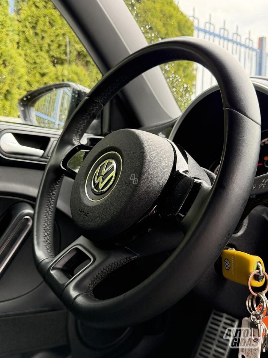 Volkswagen Beetle 2014 Viļņa, ar dzinēja tilpumu 2.00 L un nobraukumu 161 tūkst. km par 11000 €, foto 14 vietnē AUTOMOTO.COM.LV