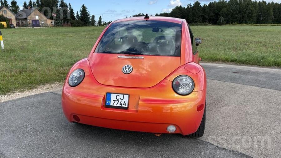 Oranžs Volkswagen Beetle 1999 Rīga, ar dzinēja tilpumu 2.00 L un nobraukumu 210 tūkst. km par 2000 €, foto 4 vietnē AUTOMOTO.COM.LV