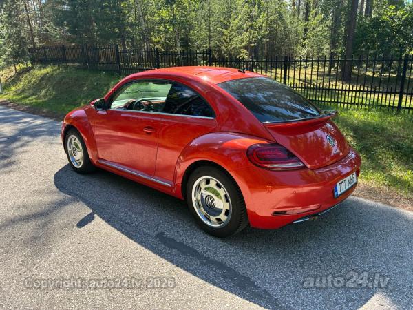 Orange Volkswagen Beetle 2018 in Tartu, with an engine capacity of 1.20 L and mileage of 124 thousand km for 14999 €, photo 2 on AUTOMOTO.COM.LV