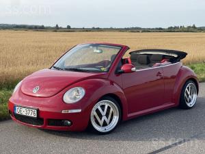 Sarkans Volkswagen Beetle 2008 Daugavpils, ar dzinēja tilpumu 2.00 L un nobraukumu 176 tūkst. km par 6700 €, foto  vietnē AUTOMOTO.COM.LV