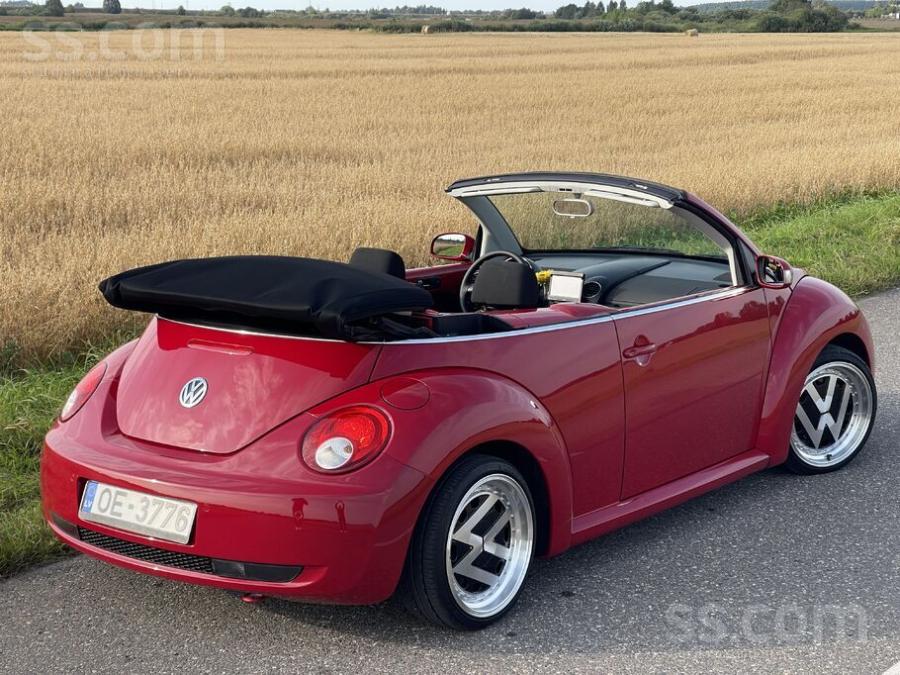 Sarkans Volkswagen Beetle 2008 Daugavpils, ar dzinēja tilpumu 2.00 L un nobraukumu 176 tūkst. km par 6700 €, foto 3 vietnē AUTOMOTO.COM.LV