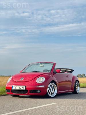 Sarkans Volkswagen Beetle 2008 Daugavpils, ar dzinēja tilpumu 2.00 L un nobraukumu 176 tūkst. km par 6700 €, foto 4 vietnē AUTOMOTO.COM.LV