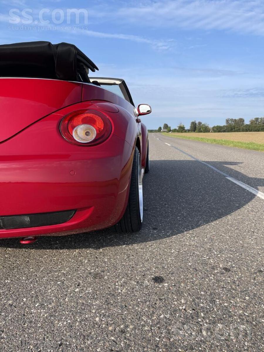 Sarkans Volkswagen Beetle 2008 Daugavpils, ar dzinēja tilpumu 2.00 L un nobraukumu 176 tūkst. km par 6700 €, foto 7 vietnē AUTOMOTO.COM.LV