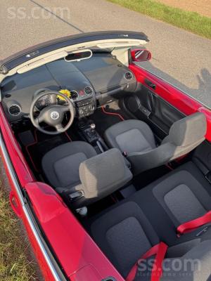 Sarkans Volkswagen Beetle 2008 Daugavpils, ar dzinēja tilpumu 2.00 L un nobraukumu 176 tūkst. km par 6700 €, foto 14 vietnē AUTOMOTO.COM.LV