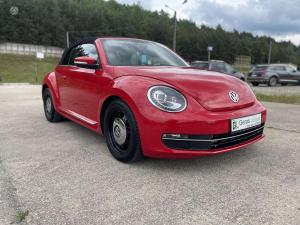 Red Volkswagen Beetle 2015 in Vilnius, with an engine capacity of 1.80 L and mileage of 83 thousand km for 9900 €, photo 4 on AUTOMOTO.COM.LV