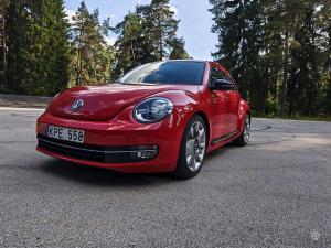 Sarkans Volkswagen Beetle 2012 Kauņa, ar dzinēja tilpumu 2.00 L un nobraukumu 236 tūkst. km par 7500 €, foto 3 vietnē AUTOMOTO.COM.LV