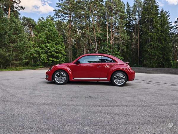 Sarkans Volkswagen Beetle 2012 Kauņa, ar dzinēja tilpumu 2.00 L un nobraukumu 236 tūkst. km par 7500 €, foto 10 vietnē AUTOMOTO.COM.LV