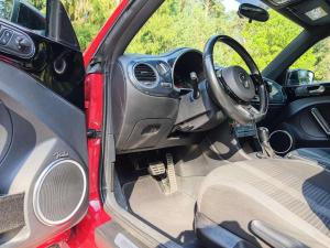 Sarkans Volkswagen Beetle 2012 Kauņa, ar dzinēja tilpumu 2.00 L un nobraukumu 236 tūkst. km par 7500 €, foto 12 vietnē AUTOMOTO.COM.LV
