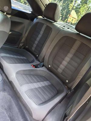 Sarkans Volkswagen Beetle 2012 Kauņa, ar dzinēja tilpumu 2.00 L un nobraukumu 236 tūkst. km par 7500 €, foto 14 vietnē AUTOMOTO.COM.LV
