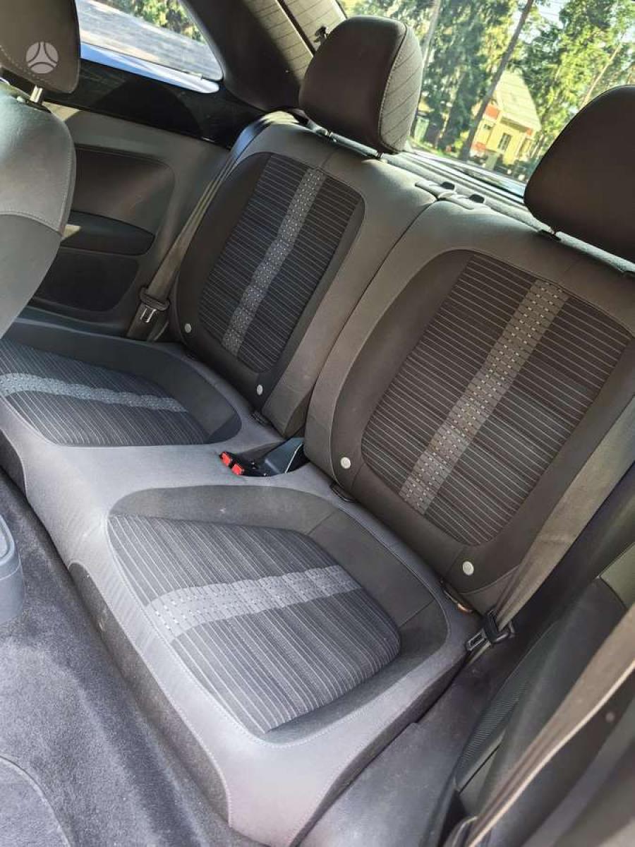 Sarkans Volkswagen Beetle 2012 Kauņa, ar dzinēja tilpumu 2.00 L un nobraukumu 236 tūkst. km par 7500 €, foto 14 vietnē AUTOMOTO.COM.LV