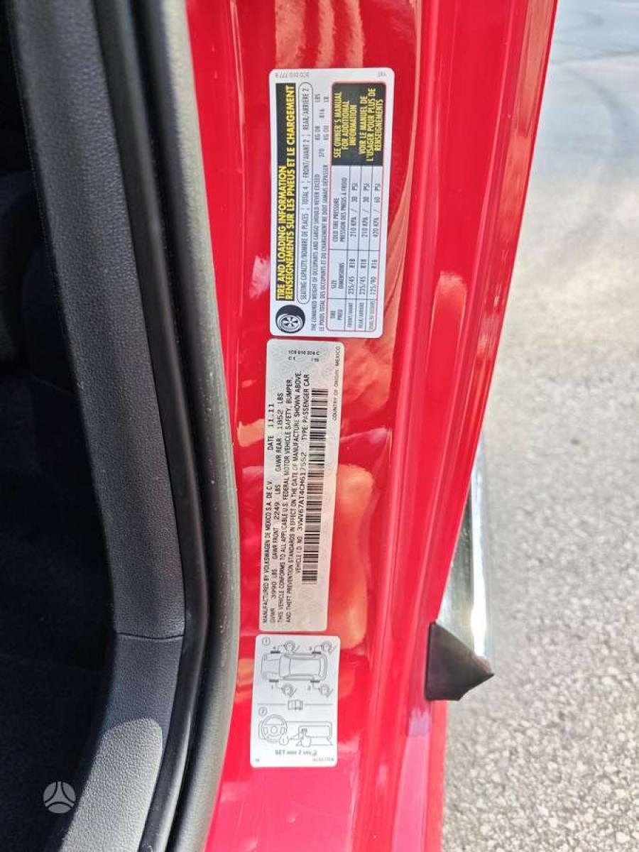 Sarkans Volkswagen Beetle 2012 Kauņa, ar dzinēja tilpumu 2.00 L un nobraukumu 236 tūkst. km par 7500 €, foto 20 vietnē AUTOMOTO.COM.LV