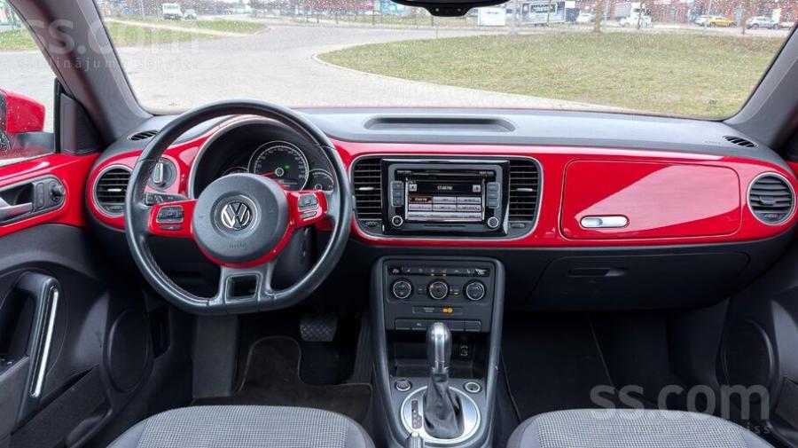 Red Volkswagen Beetle 2015 in Liepaja, with an engine capacity of 1.20 L and mileage of 157 thousand km for 7999 €, photo 14 on AUTOMOTO.COM.LV