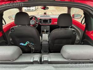 Red Volkswagen Beetle 2015 in Liepaja, with an engine capacity of 1.20 L and mileage of 155 thousand km for 9800 €, photo 3 on AUTOMOTO.COM.LV