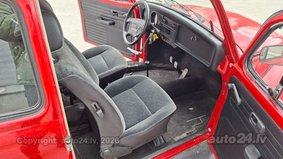 Sarkans Volkswagen Beetle 1998 Pērnava, ar dzinēja tilpumu 1.60 L un nobraukumu 27 tūkst. km par 19999 €, foto 16 vietnē AUTOMOTO.COM.LV