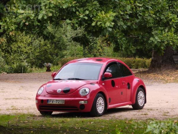 Фольксваген Битл 2000 в Тукумс на AUTOMOTO.COM.LV Красный Фольксваген Битл 2000 в Тукумс, объемом двигателя 1.90 л и пробегом 300 тыс. км за 1450 €, фото 1 на AUTOMOTO.COM.LV