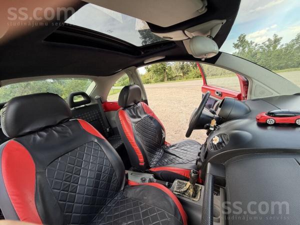 Red Volkswagen Beetle 2000 in Madona, with an engine capacity of 1.90 L and mileage of 322 thousand km for 800 €, photo 5 on AUTOMOTO.COM.LV