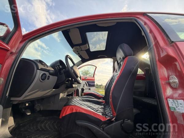 Red Volkswagen Beetle 2000 in Madona, with an engine capacity of 1.90 L and mileage of 322 thousand km for 800 €, photo 7 on AUTOMOTO.COM.LV