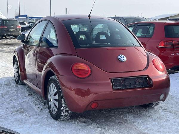 Red Volkswagen Beetle 2002 in Kretinga, with an engine capacity of 2.00 L and mileage of 161 thousand km for 2250 €, photo 8 on AUTOMOTO.COM.LV