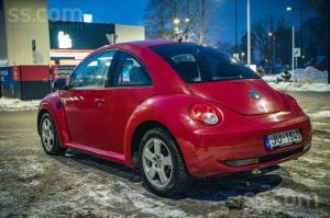 Sarkans Volkswagen Beetle 2007 Rīga, ar dzinēja tilpumu 1.60 L un nobraukumu 0 tūkst. km par 2290 €, foto 7 vietnē AUTOMOTO.COM.LV