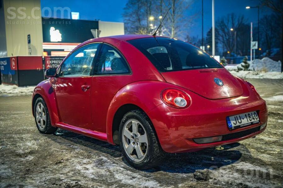 Sarkans Volkswagen Beetle 2007 Rīga, ar dzinēja tilpumu 1.60 L un nobraukumu 0 tūkst. km par 2290 €, foto 7 vietnē AUTOMOTO.COM.LV