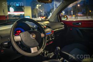 Sarkans Volkswagen Beetle 2007 Rīga, ar dzinēja tilpumu 1.60 L un nobraukumu 0 tūkst. km par 2290 €, foto 11 vietnē AUTOMOTO.COM.LV
