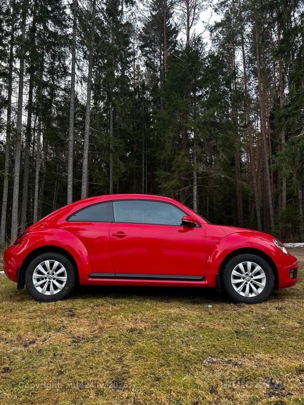 Red Volkswagen Beetle 2012 in Parnu, with an engine capacity of 1.20 L and mileage of 160 thousand km for 5400 €, photo 5 on AUTOMOTO.COM.LV