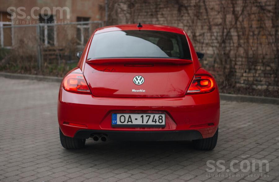 Red Volkswagen Beetle 2013 in Riga, with an engine capacity of 1.40 L and mileage of 159 thousand km for 3800 €, photo 22 on AUTOMOTO.COM.LV