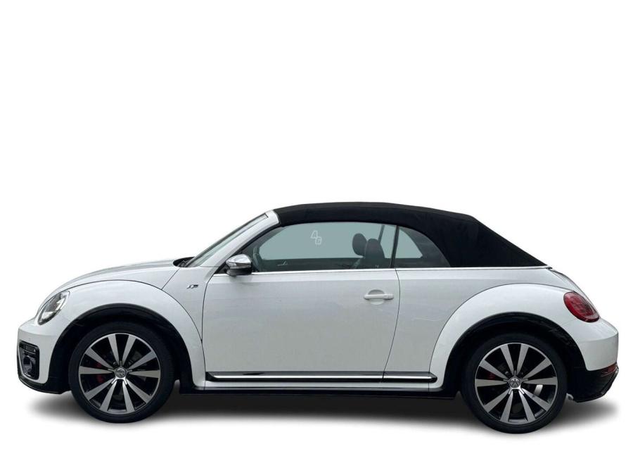 White Volkswagen Beetle 2017 in Kaunas, with an engine capacity of 2.00 L and mileage of 100 thousand km for 26190 €, photo 10 on AUTOMOTO.COM.LV