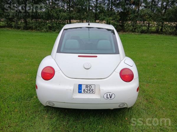 Balts Volkswagen Beetle 1998 Valmiera, ar dzinēja tilpumu 2.00 L un nobraukumu 152 tūkst. km par 700 €, foto 5 vietnē AUTOMOTO.COM.LV