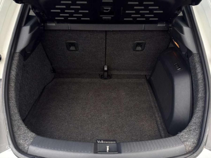 Balts Volkswagen Beetle 2012 Kauņa, ar dzinēja tilpumu 2.50 L un nobraukumu 158 tūkst. km par 6999 €, foto 11 vietnē AUTOMOTO.COM.LV