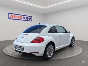 White Volkswagen Beetle 2012 in Kaunas, with an engine capacity of 2.50 L and mileage of 158 thousand km for 6999 €, photo 6 on AUTOMOTO.COM.LV