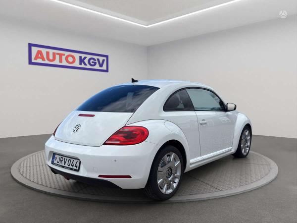Balts Volkswagen Beetle 2012 Kauņa, ar dzinēja tilpumu 2.50 L un nobraukumu 158 tūkst. km par 6999 €, foto 6 vietnē AUTOMOTO.COM.LV