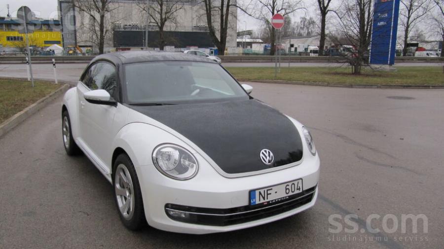 White Volkswagen Beetle 2013 in Riga, with an engine capacity of 1.60 L and mileage of 254 thousand km for 6350 €, photo 28 on AUTOMOTO.COM.LV