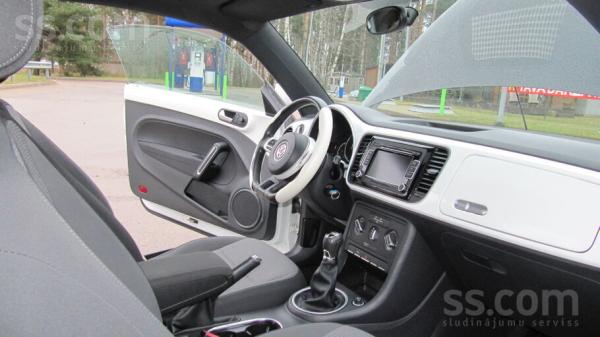 Balts Volkswagen Beetle 2013 Rīga, ar dzinēja tilpumu 1.60 L un nobraukumu 254 tūkst. km par 5997 €, foto 8 vietnē AUTOMOTO.COM.LV