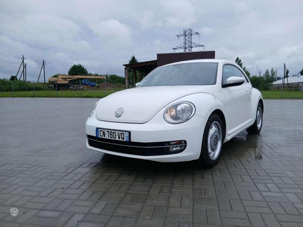 Balts Volkswagen Beetle 2013 Tauragė, ar dzinēja tilpumu 1.60 L un nobraukumu 206 tūkst. km par 3800 €, foto 1 vietnē AUTOMOTO.COM.LV