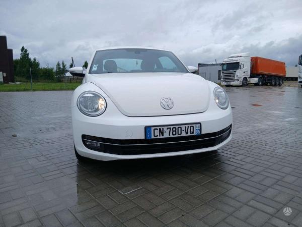 Balts Volkswagen Beetle 2013 Tauragė, ar dzinēja tilpumu 1.60 L un nobraukumu 206 tūkst. km par 3800 €, foto 3 vietnē AUTOMOTO.COM.LV