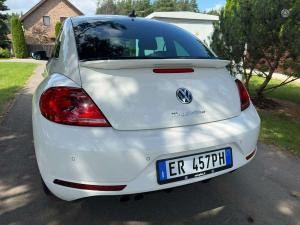 Balts Volkswagen Beetle 2013 Viļņa, ar dzinēja tilpumu 1.97 L un nobraukumu 263 tūkst. km par 7900 €, foto 6 vietnē AUTOMOTO.COM.LV