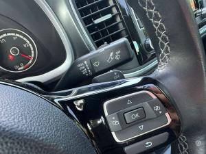 Balts Volkswagen Beetle 2013 Viļņa, ar dzinēja tilpumu 1.97 L un nobraukumu 263 tūkst. km par 7900 €, foto 24 vietnē AUTOMOTO.COM.LV