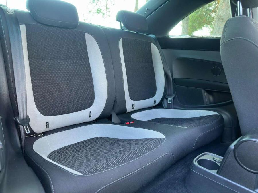 Balts Volkswagen Beetle 2013 Viļņa, ar dzinēja tilpumu 1.97 L un nobraukumu 263 tūkst. km par 7900 €, foto 32 vietnē AUTOMOTO.COM.LV