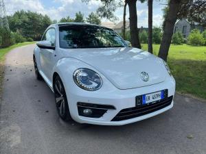 White Volkswagen Beetle 2013 in Vilnius, with an engine capacity of 1.97 L and mileage of 263 thousand km for 7900 €, photo 12 on AUTOMOTO.COM.LV
